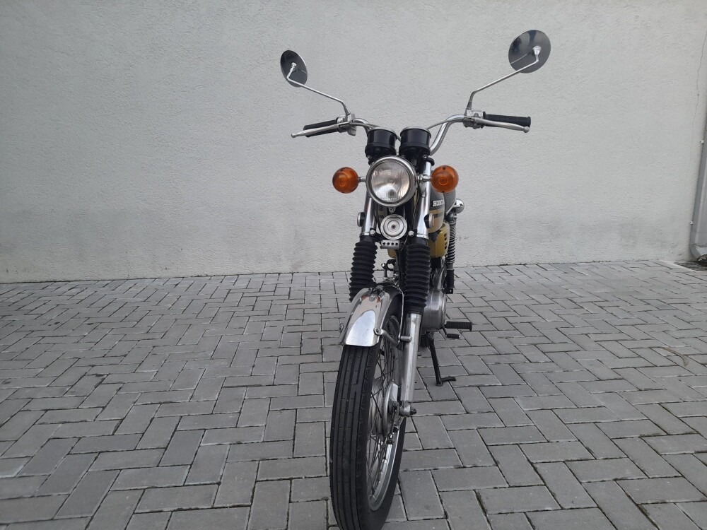 Venda - Moto Clássica Usada Honda CB 50 1976 | AutoAds.pt